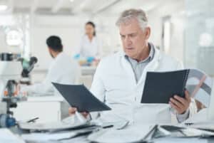 Clinical Research Associate vs Coordinator (CRA vs CRC)